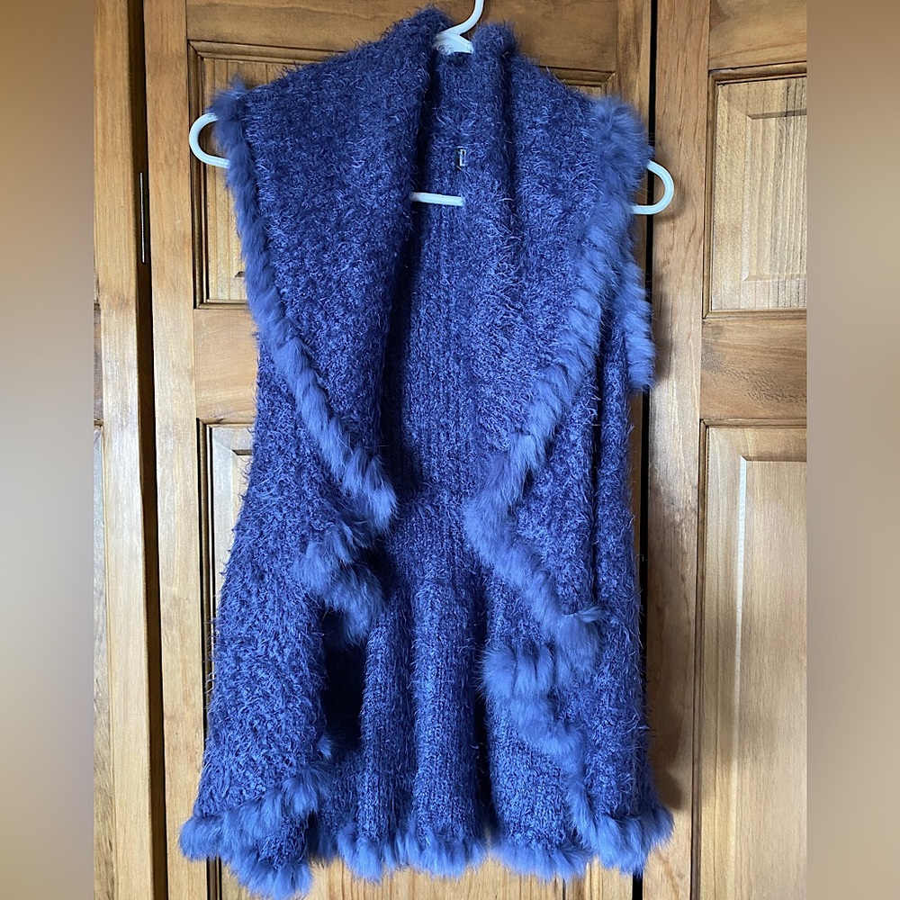 Soft Flowy Vest. Blueberry Color -Womens Small - Gem